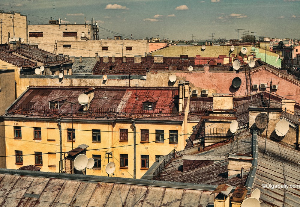 The Rooftop Tours in St. Petersburg, Russia. Roofing and different ...