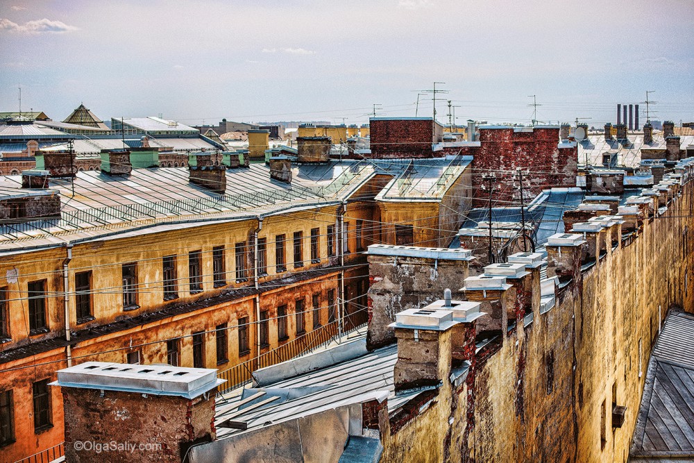 The Rooftop Tours in St. Petersburg, Russia. Roofing and different ...