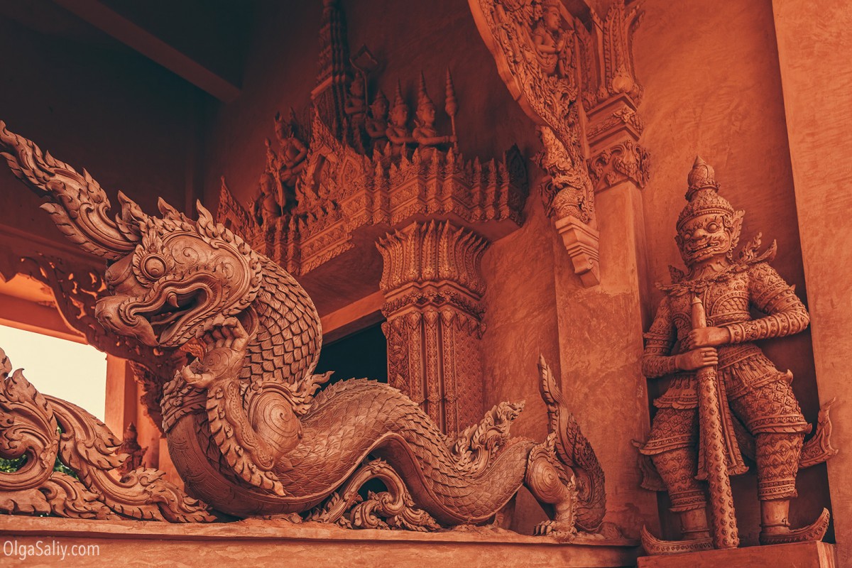 The red temple, Lamai Beach, Koh Samui. Wat Sila Ngu